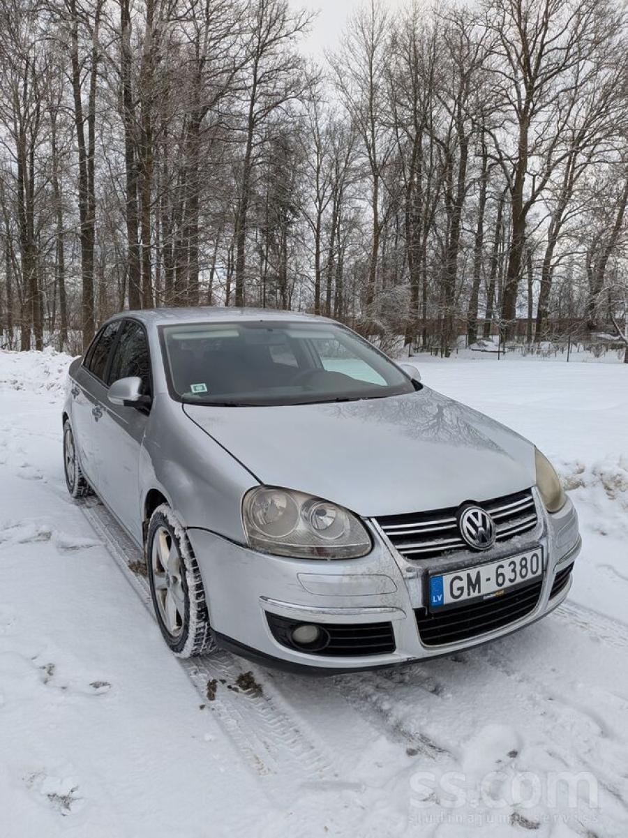 Volkswagen Jetta 2007 Tukums, ar dzinēja tilpumu 1.60 L un nobraukumu 285 tūkst. km par 1000 €, foto 2 vietnē AUTOMOTO.COM.LV