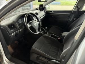Volkswagen Jetta 2007 Viļņa, ar dzinēja tilpumu 2.00 L un nobraukumu 400 tūkst. km par 1450 €, foto 9 vietnē AUTOMOTO.COM.LV