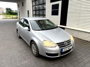 Volkswagen Jetta 2007 in Tallinn, with an engine capacity of 1.60 L and mileage of 178 thousand km for 2199 €, photo  on AUTOMOTO.COM.LV