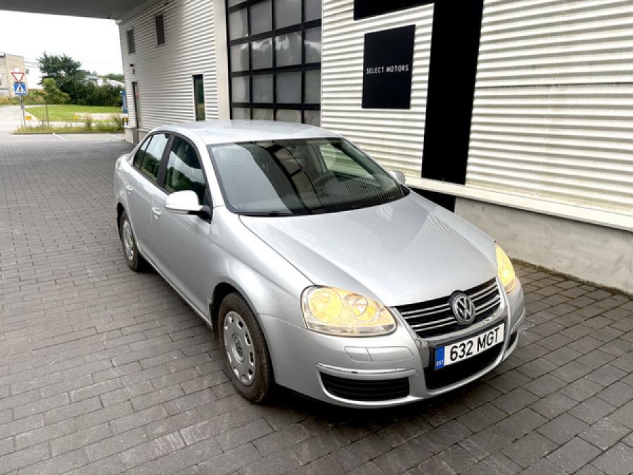 Volkswagen Jetta 2007 Tallina, ar dzinēja tilpumu 1.60 L un nobraukumu 178 tūkst. km par 2199 €, foto 1 vietnē AUTOMOTO.COM.LV