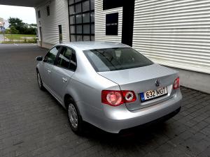 Volkswagen Jetta 2007 Tallina, ar dzinēja tilpumu 1.60 L un nobraukumu 178 tūkst. km par 2199 €, foto 5 vietnē AUTOMOTO.COM.LV