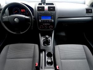 Volkswagen Jetta 2007 Tallina, ar dzinēja tilpumu 1.60 L un nobraukumu 178 tūkst. km par 2199 €, foto 10 vietnē AUTOMOTO.COM.LV