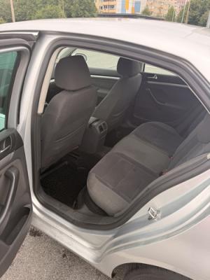 Volkswagen Jetta 2007 Tallina, ar dzinēja tilpumu 1.90 L un nobraukumu 352 tūkst. km par 1200 €, foto 8 vietnē AUTOMOTO.COM.LV