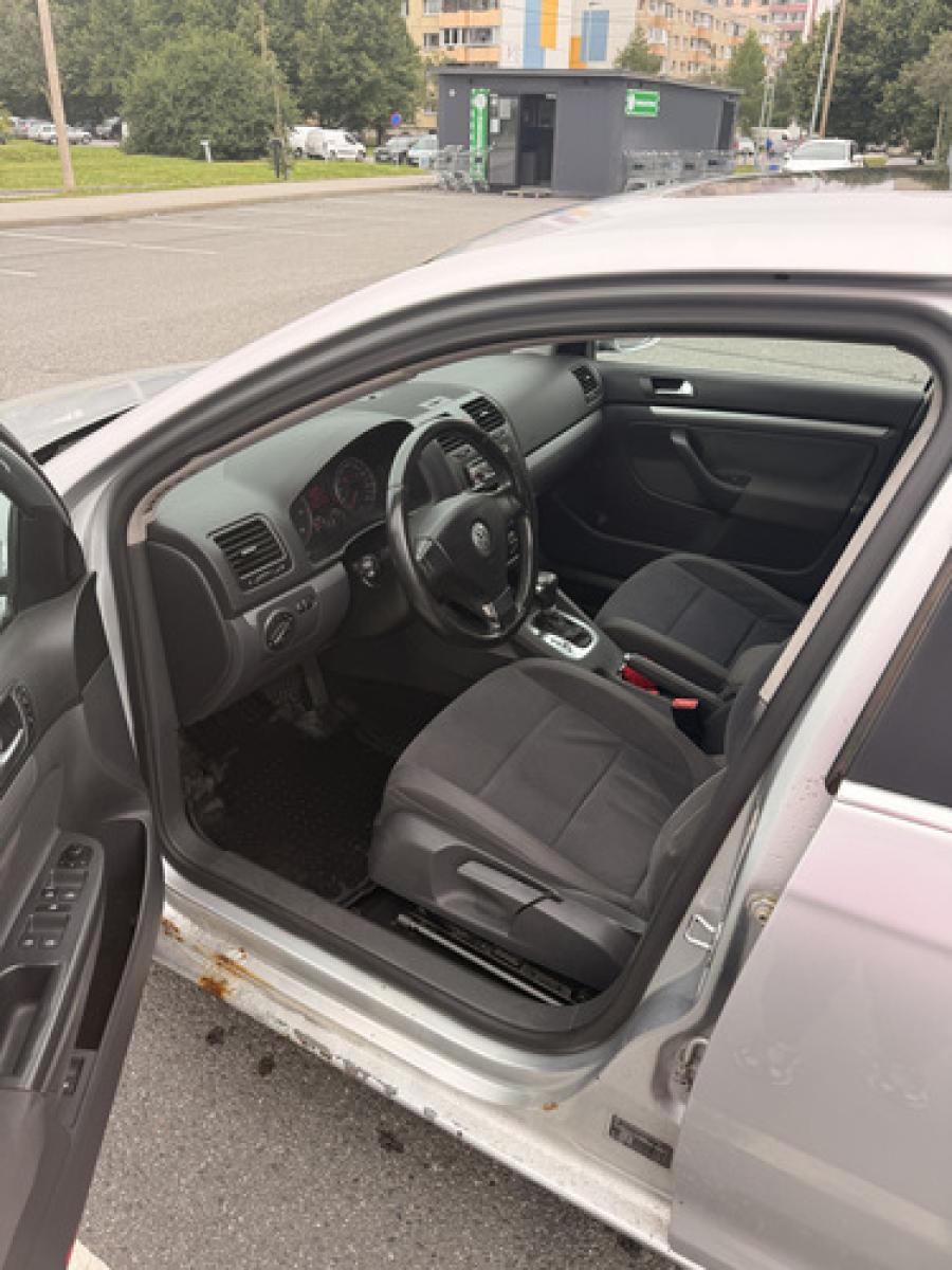 Volkswagen Jetta 2007 Tallina, ar dzinēja tilpumu 1.90 L un nobraukumu 352 tūkst. km par 1200 €, foto 9 vietnē AUTOMOTO.COM.LV