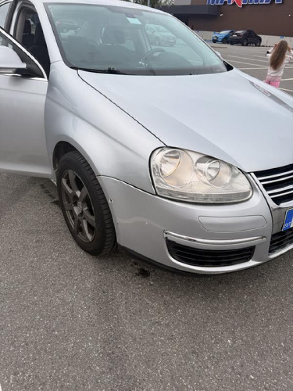 Фольксваген Джетта 2007 в Таллин, объемом двигателя 1.90 л и пробегом 352 тыс. км за 1200 €, фото 6 на AUTOMOTO.COM.LV