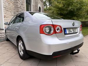Volkswagen Jetta 2007 in Tallinn, with an engine capacity of 1.90 L and mileage of 350 thousand km for 1999 €, photo 5 on AUTOMOTO.COM.LV