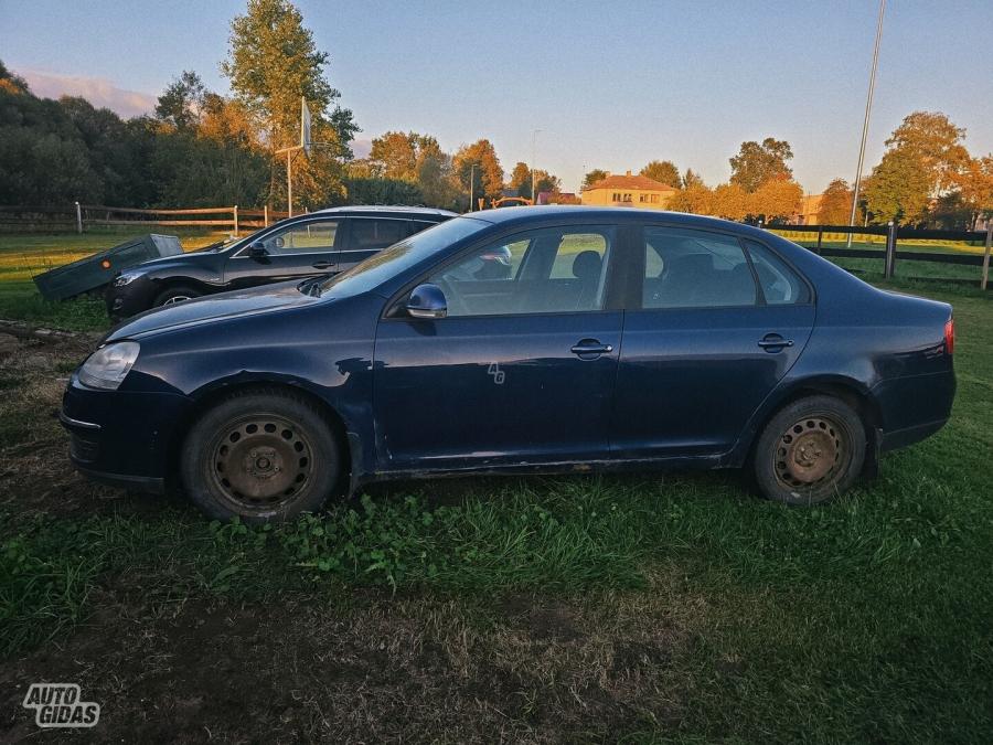 Volkswagen Jetta 2007 Širvintos, ar dzinēja tilpumu 1.90 L un nobraukumu 250 tūkst. km par 399 €, foto 4 vietnē AUTOMOTO.COM.LV