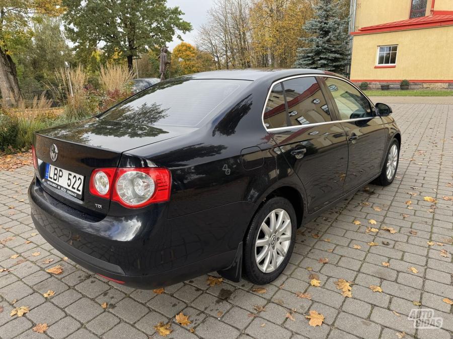 Фольксваген Джетта 2007 в Вильнюс, объемом двигателя 1.90 л и пробегом 380 тыс. км за 1400 €, фото 4 на AUTOMOTO.COM.LV