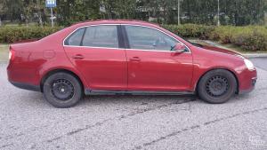 Volkswagen Jetta 2007 Kelmė, ar dzinēja tilpumu 2.00 L un nobraukumu 350 tūkst. km par 950 €, foto 4 vietnē AUTOMOTO.COM.LV