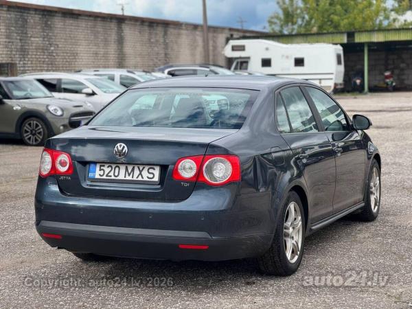 Volkswagen Jetta 2008 in Narva, with an engine capacity of 1.90 L and mileage of 279 thousand km for 900 €, photo 5 on AUTOMOTO.COM.LV