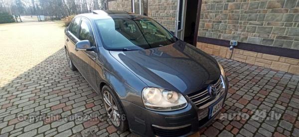 Volkswagen Jetta 2008 in Tallinn, with an engine capacity of 2.50 L and mileage of 225 thousand km for 2777 €, photo 2 on AUTOMOTO.COM.LV