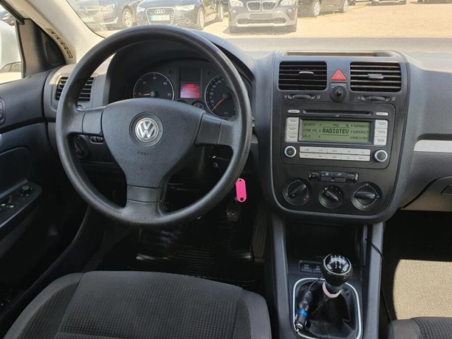 Volkswagen Jetta 2008 in Riga, with an engine capacity of 1.90 L and mileage of 301 thousand km for 2450 €, photo 16 on AUTOMOTO.COM.LV