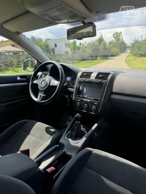 Volkswagen Jetta 2008 Viļņa, ar dzinēja tilpumu 1.90 L un nobraukumu 275 tūkst. km par 1999 €, foto 8 vietnē AUTOMOTO.COM.LV