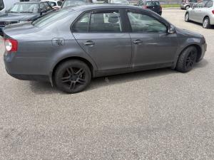 Volkswagen Jetta 2008 Viļņa, ar dzinēja tilpumu 1.90 L un nobraukumu 330 tūkst. km par 730 €, foto 5 vietnē AUTOMOTO.COM.LV
