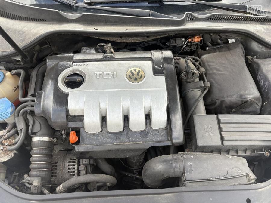 Volkswagen Jetta 2008 Viļņa, ar dzinēja tilpumu 1.90 L un nobraukumu 330 tūkst. km par 730 €, foto 8 vietnē AUTOMOTO.COM.LV