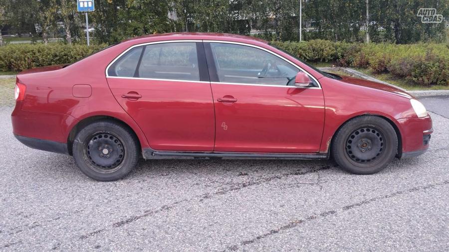 Volkswagen Jetta 2008 Kelmė, ar dzinēja tilpumu 2.00 L un nobraukumu 350 tūkst. km par 1100 €, foto 7 vietnē AUTOMOTO.COM.LV