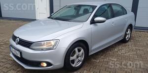 Volkswagen Jetta 2011 in Balvi, with an engine capacity of 1.60 L and mileage of 353 thousand km for 4350 €, photo 12 on AUTOMOTO.COM.LV