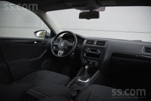 Volkswagen Jetta 2011 in Riga, with an engine capacity of 1.40 L and mileage of 0 thousand km for 5500 €, photo 15 on AUTOMOTO.COM.LV