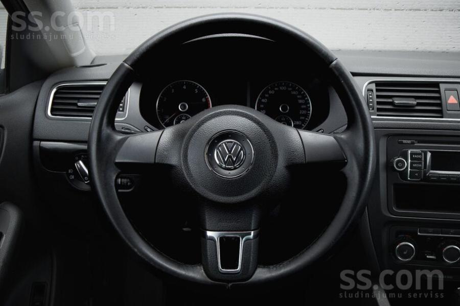Volkswagen Jetta 2011 in Riga, with an engine capacity of 1.40 L and mileage of 0 thousand km for 5500 €, photo 19 on AUTOMOTO.COM.LV