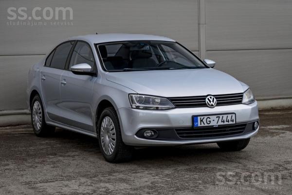 Volkswagen Jetta 2011 Rīga, ar dzinēja tilpumu 1.40 L un nobraukumu 0 tūkst. km par 5500 €, foto 3 vietnē AUTOMOTO.COM.LV