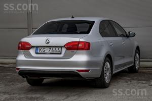 Volkswagen Jetta 2011 in Riga, with an engine capacity of 1.40 L and mileage of 0 thousand km for 5500 €, photo 4 on AUTOMOTO.COM.LV