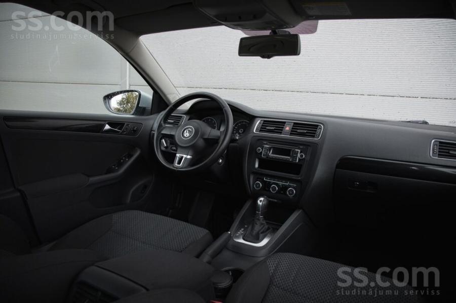 Volkswagen Jetta 2011 in Riga, with an engine capacity of 1.40 L and mileage of 0 thousand km for 5500 €, photo 15 on AUTOMOTO.COM.LV