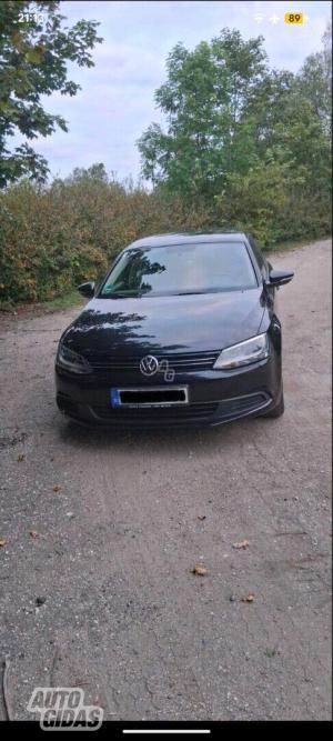 Volkswagen Jetta 2011 Viļņa, ar dzinēja tilpumu 1.20 L un nobraukumu 178 tūkst. km par 3850 €, foto  vietnē AUTOMOTO.COM.LV