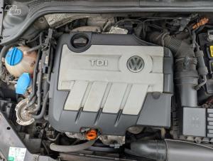 Volkswagen Jetta 2011 in Vilnius, with an engine capacity of 2.00 L and mileage of 285 thousand km for 4400 €, photo 13 on AUTOMOTO.COM.LV