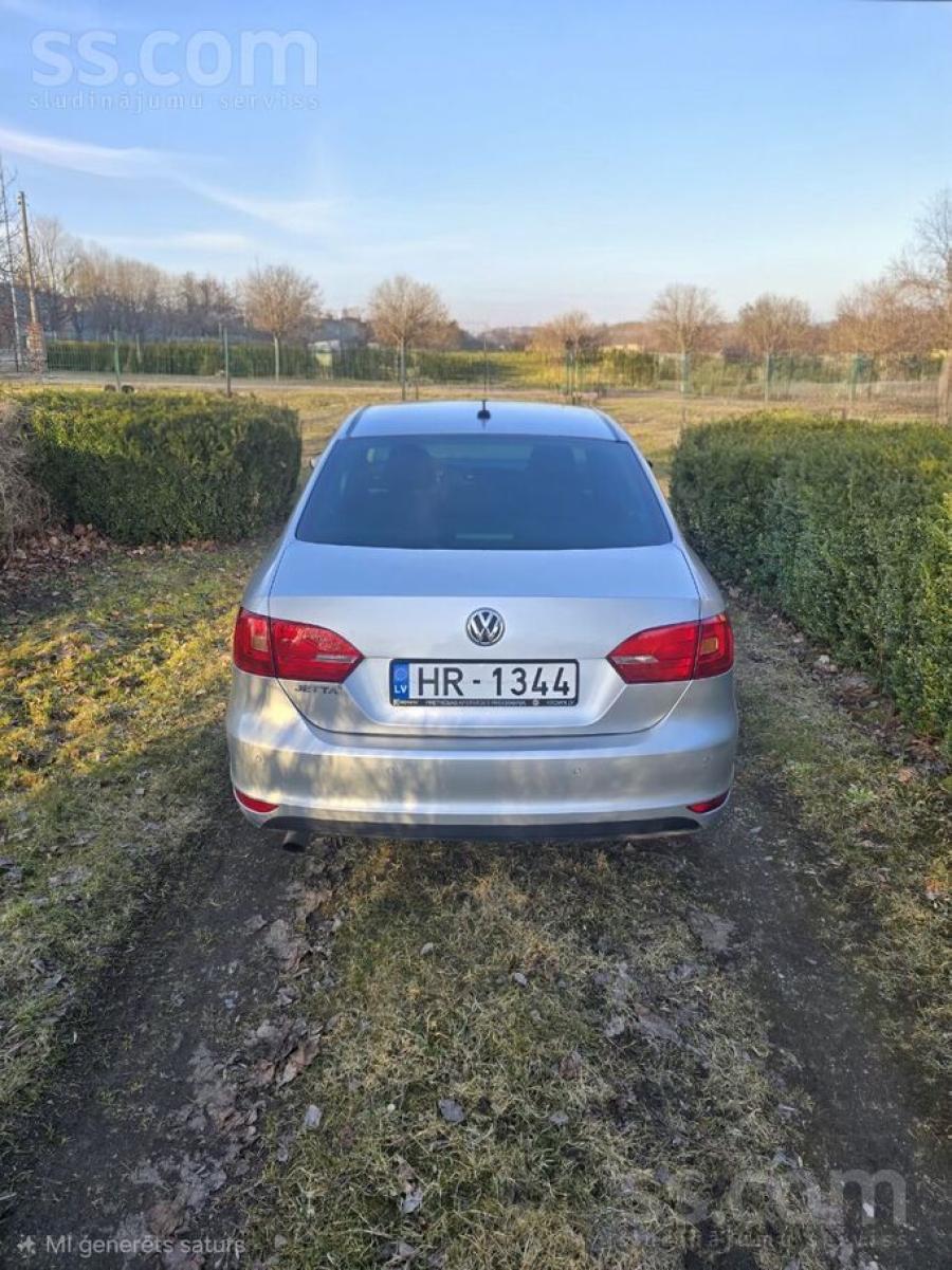 Volkswagen Jetta 2011 Liepāja, ar dzinēja tilpumu 1.20 L un nobraukumu 173 tūkst. km par 3700 €, foto 7 vietnē AUTOMOTO.COM.LV