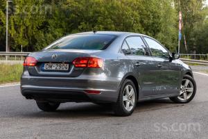 Volkswagen Jetta 2011 Jelgava, ar dzinēja tilpumu 2.00 L un nobraukumu 290 tūkst. km par 4500 €, foto 5 vietnē AUTOMOTO.COM.LV