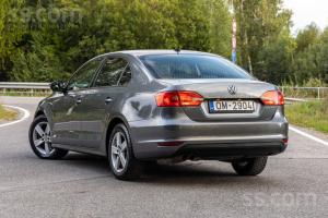 Volkswagen Jetta 2011 Jelgava, ar dzinēja tilpumu 2.00 L un nobraukumu 290 tūkst. km par 4500 €, foto 7 vietnē AUTOMOTO.COM.LV