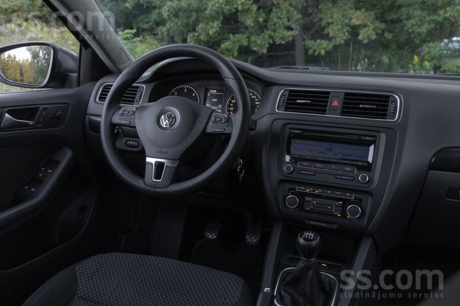 Volkswagen Jetta 2011 Jelgava, ar dzinēja tilpumu 2.00 L un nobraukumu 290 tūkst. km par 4500 €, foto 13 vietnē AUTOMOTO.COM.LV