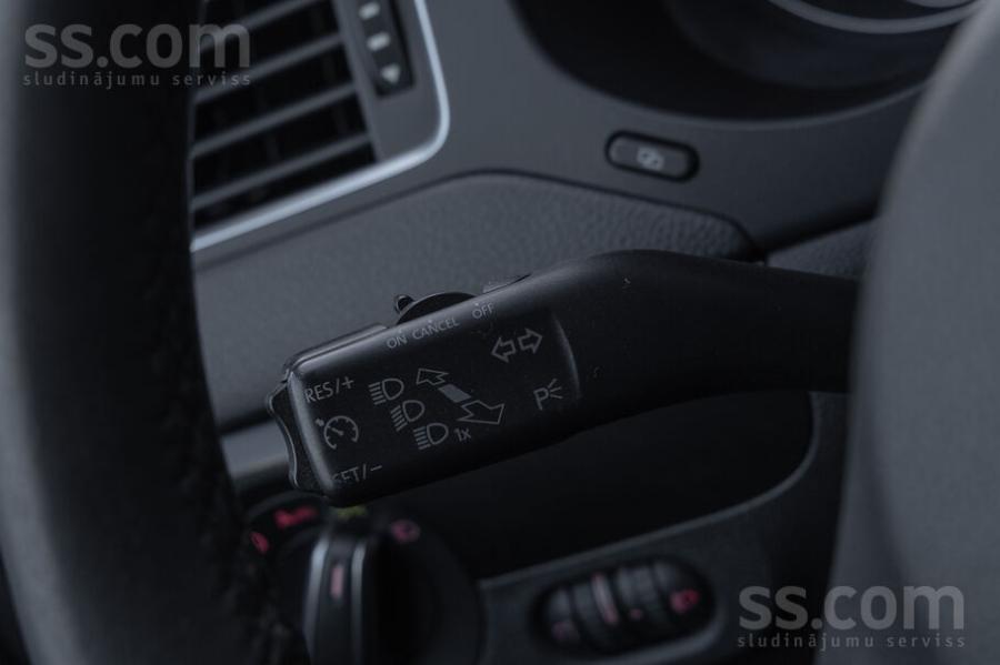Volkswagen Jetta 2011 Jelgava, ar dzinēja tilpumu 2.00 L un nobraukumu 290 tūkst. km par 4500 €, foto 17 vietnē AUTOMOTO.COM.LV