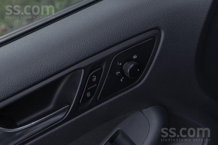 Volkswagen Jetta 2011 Jelgava, ar dzinēja tilpumu 2.00 L un nobraukumu 290 tūkst. km par 4500 €, foto 20 vietnē AUTOMOTO.COM.LV