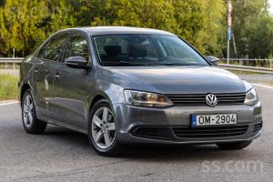 Volkswagen Jetta 2011 Jelgava, ar dzinēja tilpumu 2.00 L un nobraukumu 290 tūkst. km par 4500 €, foto 24 vietnē AUTOMOTO.COM.LV