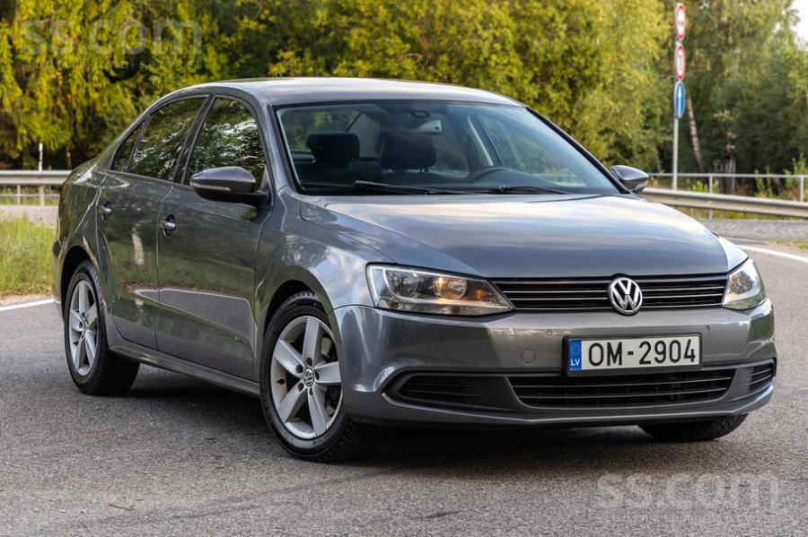 Volkswagen Jetta 2011 Jelgava, ar dzinēja tilpumu 2.00 L un nobraukumu 290 tūkst. km par 4500 €, foto 24 vietnē AUTOMOTO.COM.LV
