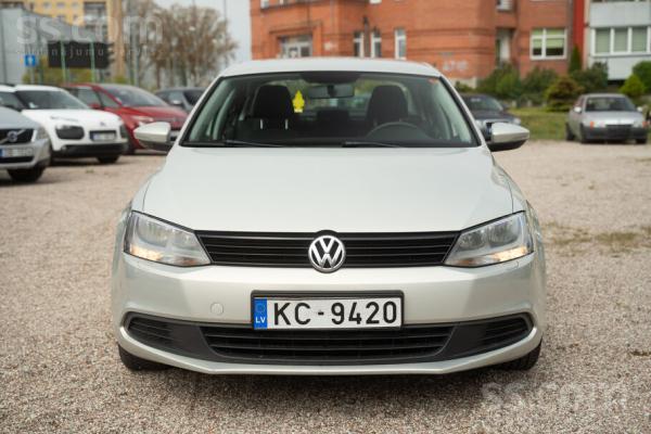 Volkswagen Jetta 2012 Liepāja, ar dzinēja tilpumu 1.20 L un nobraukumu 166 tūkst. km par 2500 €, foto 2 vietnē AUTOMOTO.COM.LV