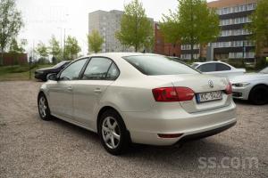 Volkswagen Jetta 2012 Liepāja, ar dzinēja tilpumu 1.20 L un nobraukumu 166 tūkst. km par 2500 €, foto 7 vietnē AUTOMOTO.COM.LV