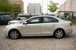 Volkswagen Jetta 2012 Liepāja, ar dzinēja tilpumu 1.20 L un nobraukumu 166 tūkst. km par 2500 €, foto 8 vietnē AUTOMOTO.COM.LV