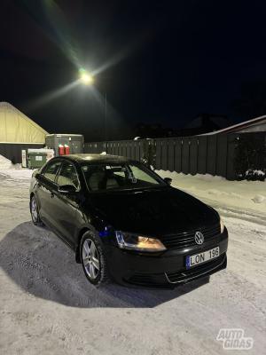 Volkswagen Jetta 2012 Klaipėda, ar dzinēja tilpumu 2.00 L un nobraukumu 270 tūkst. km par 4350 €, foto 3 vietnē AUTOMOTO.COM.LV