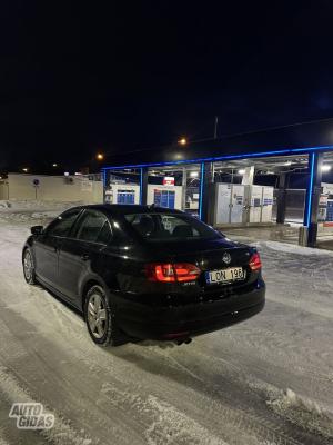 Volkswagen Jetta 2012 Klaipėda, ar dzinēja tilpumu 2.00 L un nobraukumu 270 tūkst. km par 4350 €, foto 5 vietnē AUTOMOTO.COM.LV