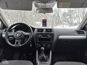 Volkswagen Jetta 2012 Kauņa, ar dzinēja tilpumu 1.20 L un nobraukumu 145 tūkst. km par 3700 €, foto 12 vietnē AUTOMOTO.COM.LV