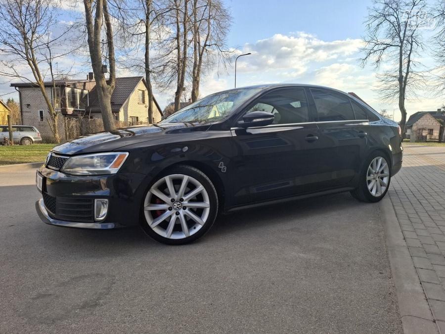 Volkswagen Jetta 2012 Ariogala, ar dzinēja tilpumu 2.00 L un nobraukumu 155 tūkst. km par 4600 €, foto 11 vietnē AUTOMOTO.COM.LV