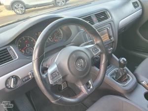 Volkswagen Jetta 2012 Ariogala, ar dzinēja tilpumu 2.00 L un nobraukumu 155 tūkst. km par 4600 €, foto 14 vietnē AUTOMOTO.COM.LV
