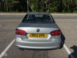 Volkswagen Jetta 2012 in Elektrenai, with an engine capacity of 2.00 L and mileage of 147 thousand km for 2500 €, photo 5 on AUTOMOTO.COM.LV