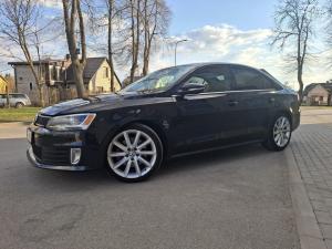 Volkswagen Jetta 2012 in Ariogala, with an engine capacity of 2.00 L and mileage of 155 thousand km for 4100 €, photo 9 on AUTOMOTO.COM.LV