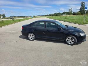 Volkswagen Jetta 2012 Šauļi, ar dzinēja tilpumu 2.00 L un nobraukumu 291 tūkst. km par 2750 €, foto 7 vietnē AUTOMOTO.COM.LV
