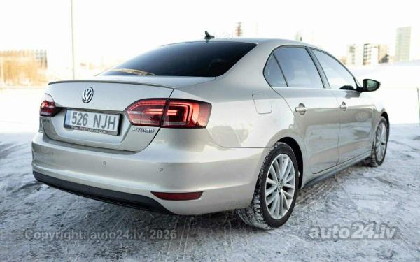 Volkswagen Jetta 2013 in Tallinn, with an engine capacity of 1.40 L and mileage of 208 thousand km for 6900 €, photo 4 on AUTOMOTO.COM.LV