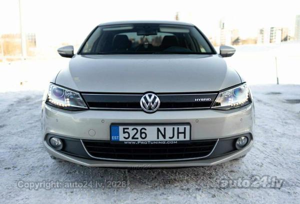 Volkswagen Jetta 2013 in Tallinn, with an engine capacity of 1.40 L and mileage of 208 thousand km for 6900 €, photo 5 on AUTOMOTO.COM.LV