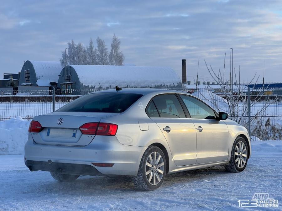 Volkswagen Jetta 2013 Tauragė, ar dzinēja tilpumu 1.60 L un nobraukumu 204 tūkst. km par 5700 €, foto 6 vietnē AUTOMOTO.COM.LV